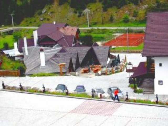 Complexul Turistic Complex Cheile Gradistei Moeciu Moieciu 3 ...